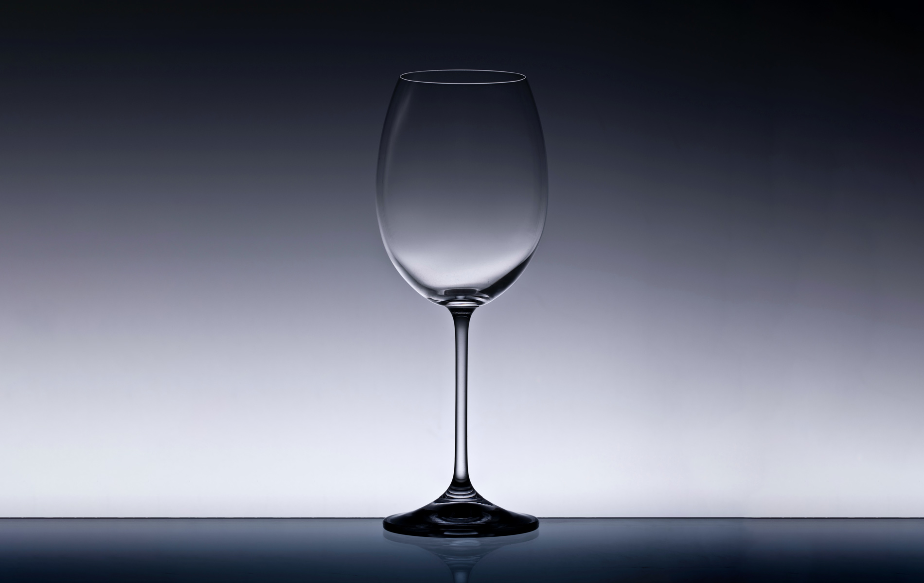 Das Glas ist nicht halb voll | relativhammer